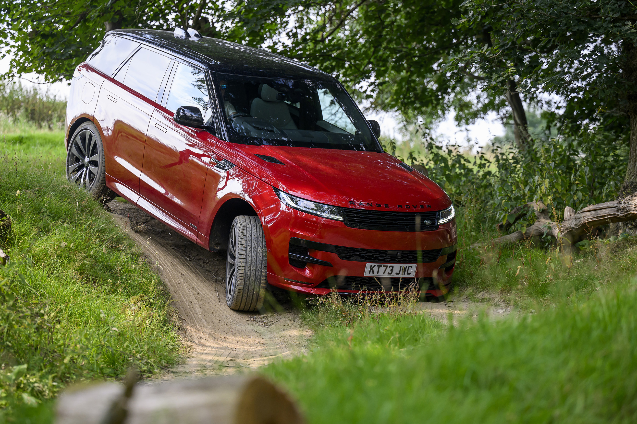 JLR’s new off-roading tech is an absolute game-changer | GRR