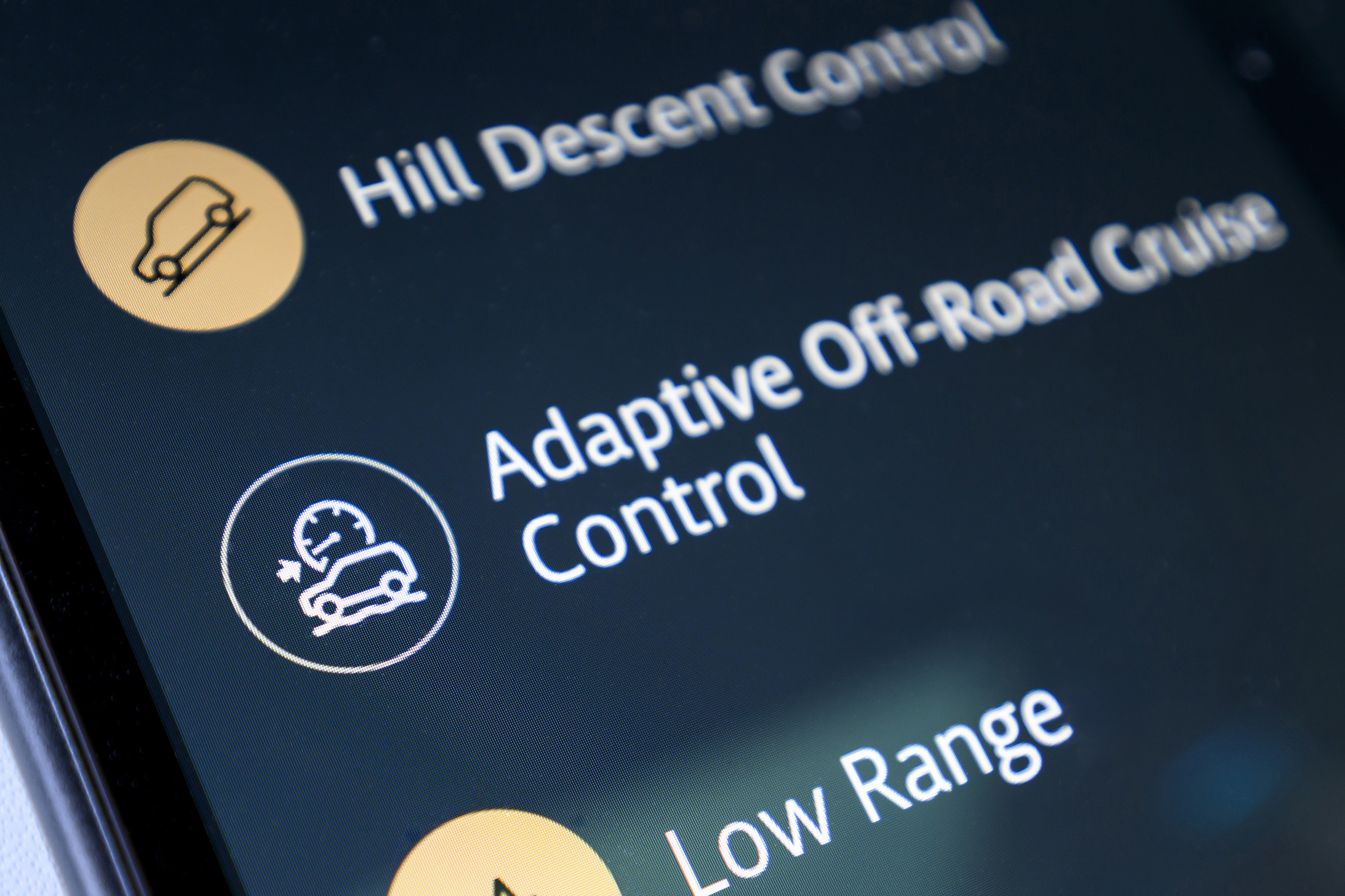 JLR’s new off-roading tech is an absolute game-changer | GRR