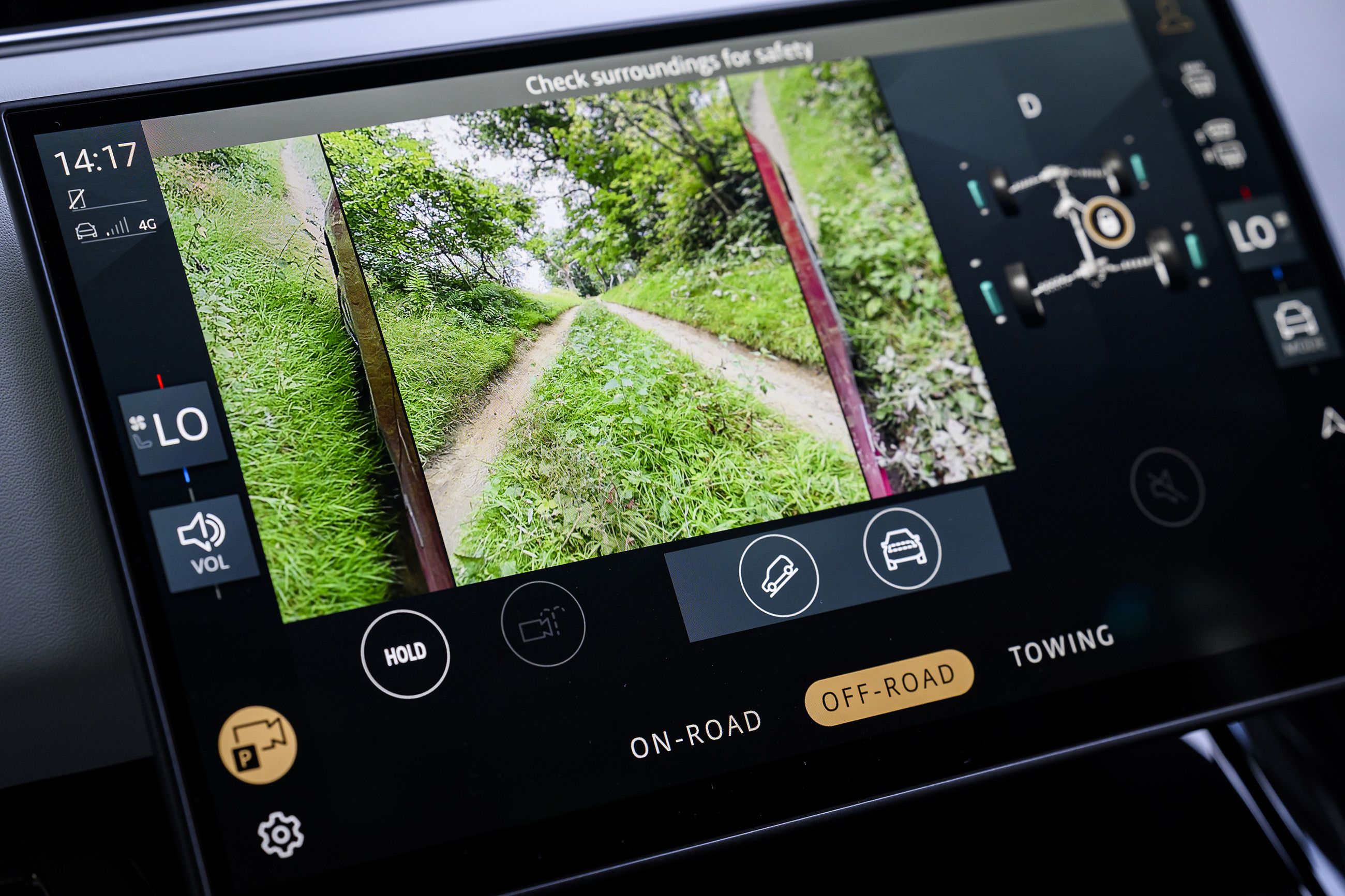 JLR’s new off-roading tech is an absolute game-changer | GRR