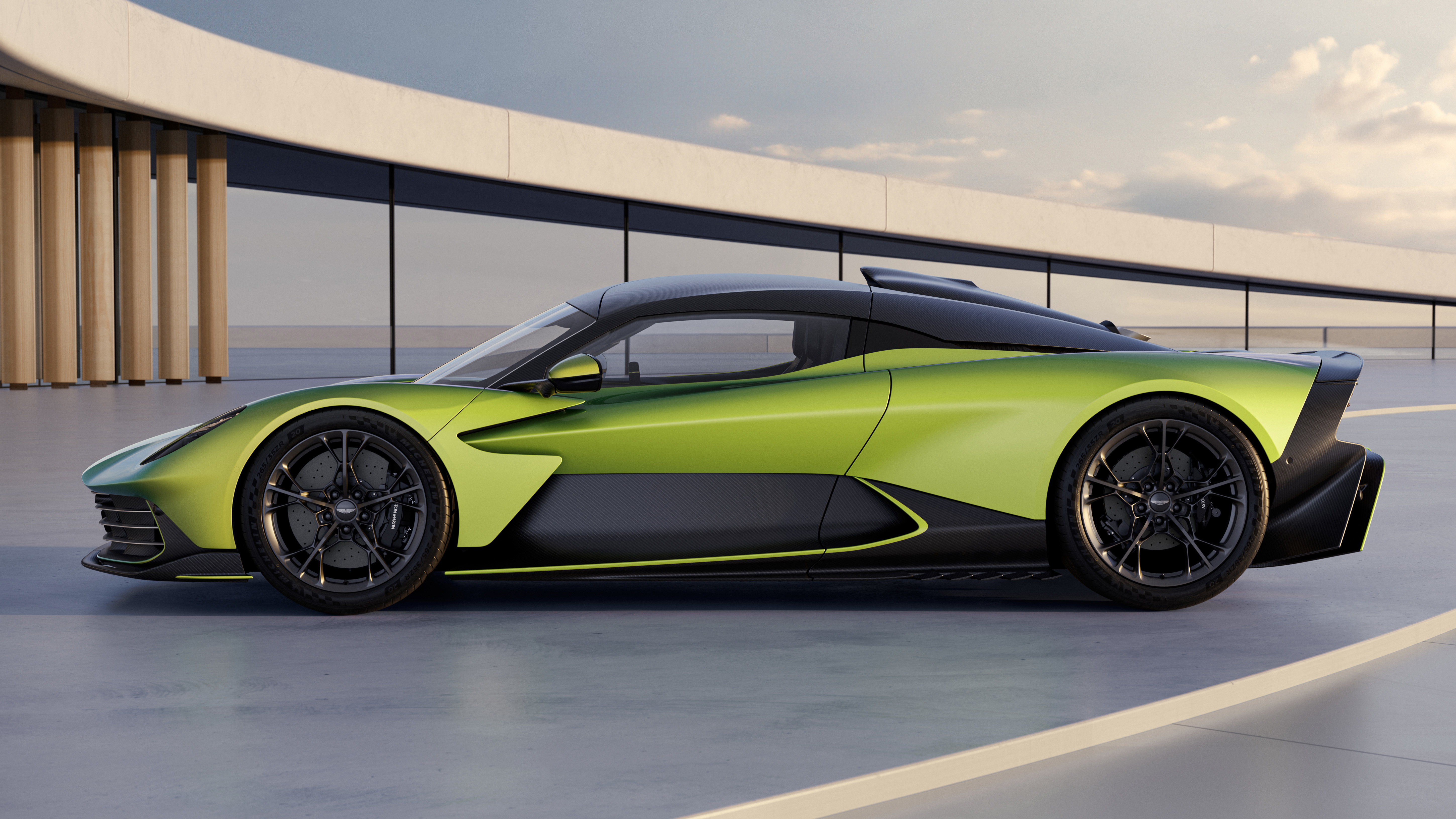 10 cars with the most downforce | GRR