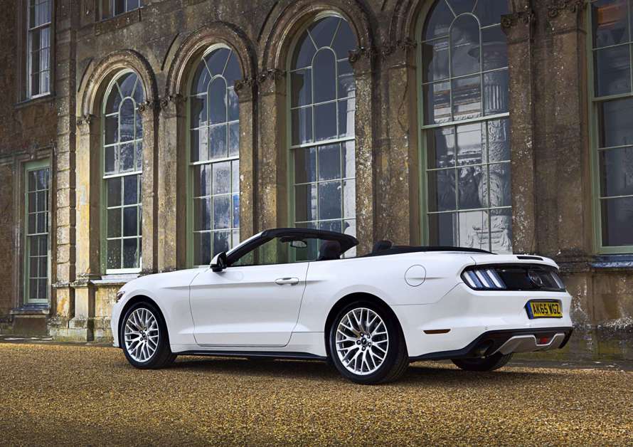 The Goodwood Test: Ford Mustang Convertible