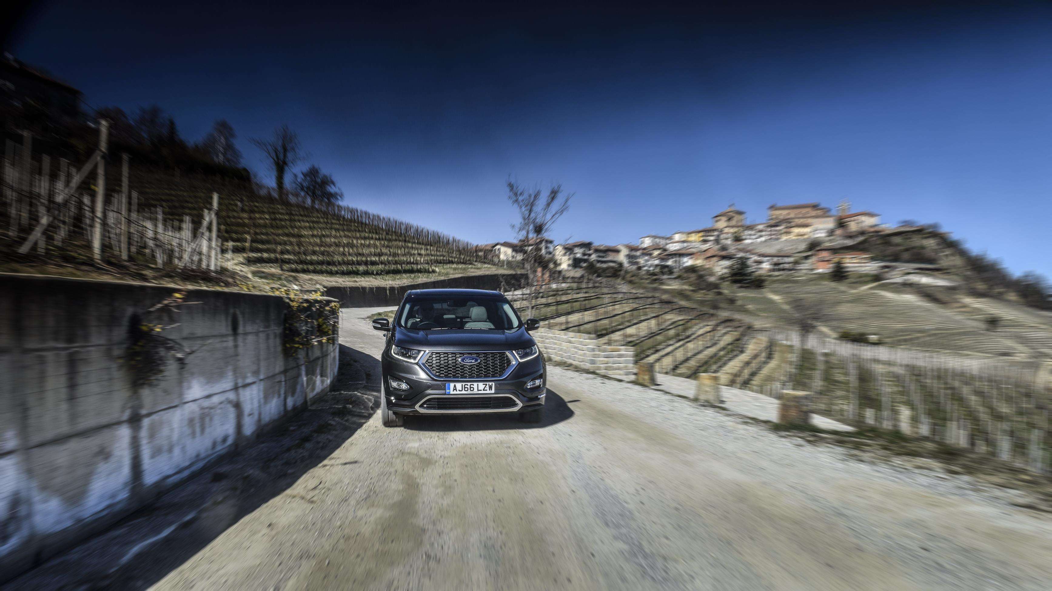 The Goodwood Test: Ford Edge Vignale