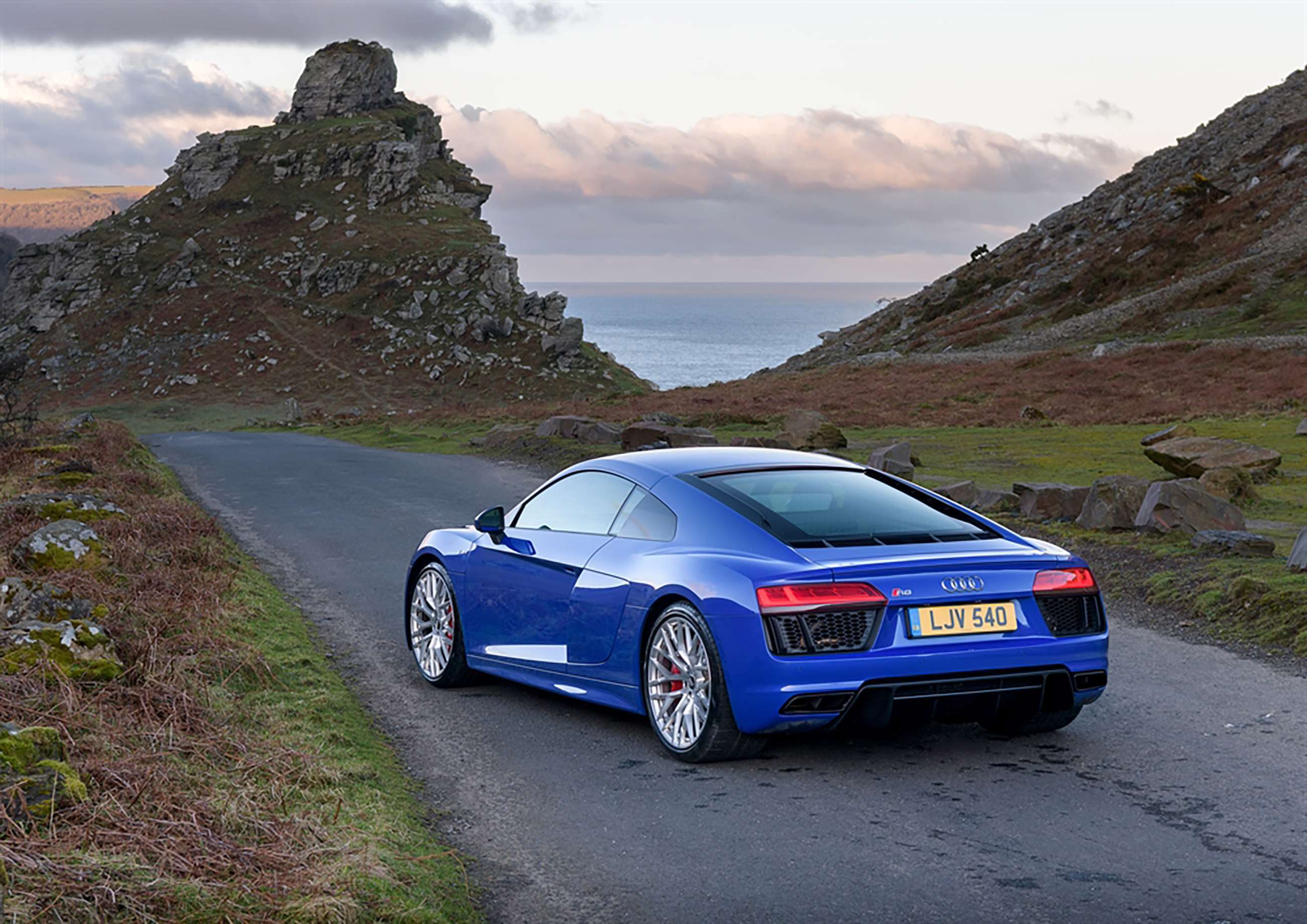 The Goodwood Test: Audi R8 RWS