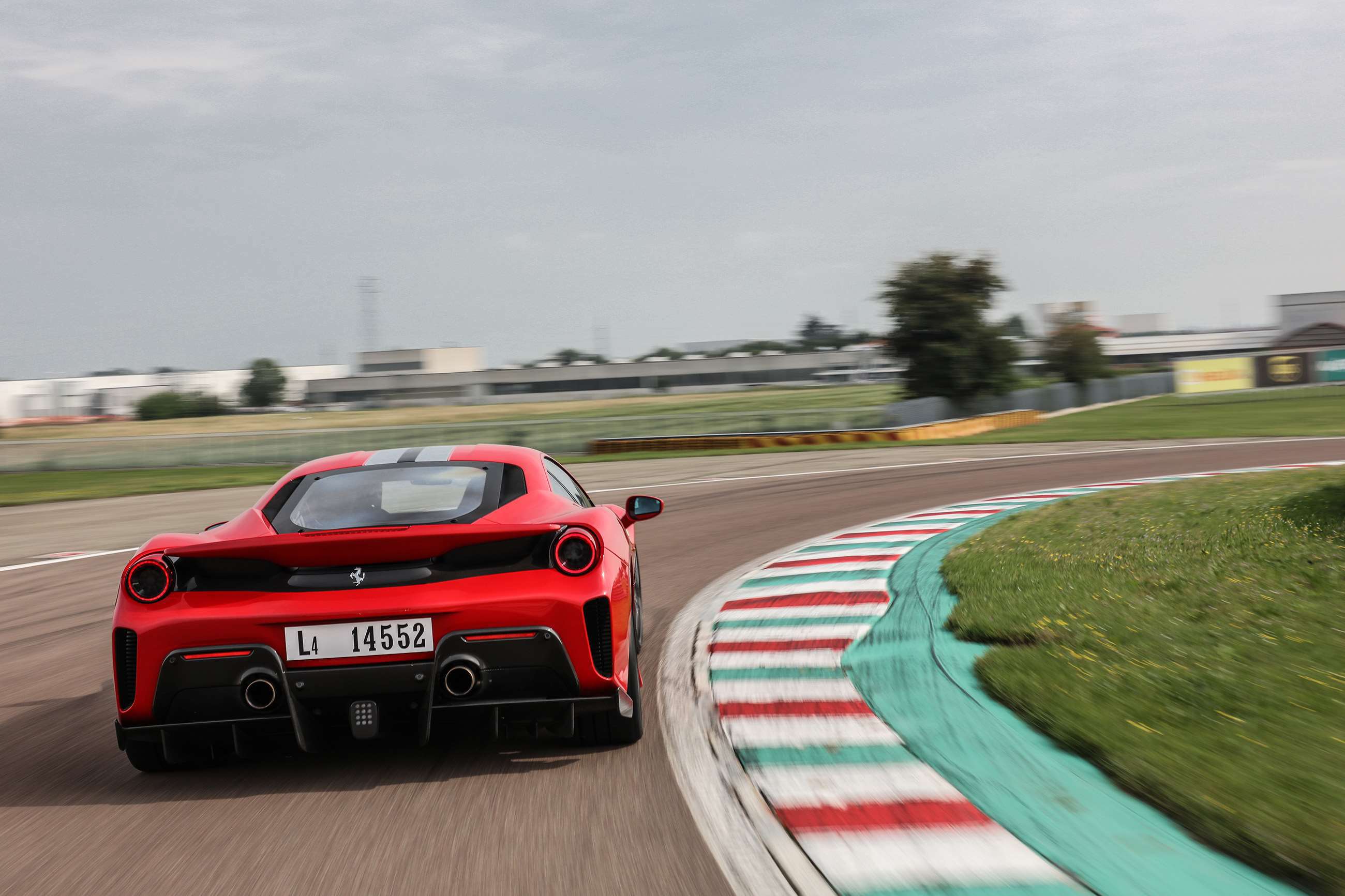 [The Goodwood Test] Ferrari 488 Pista