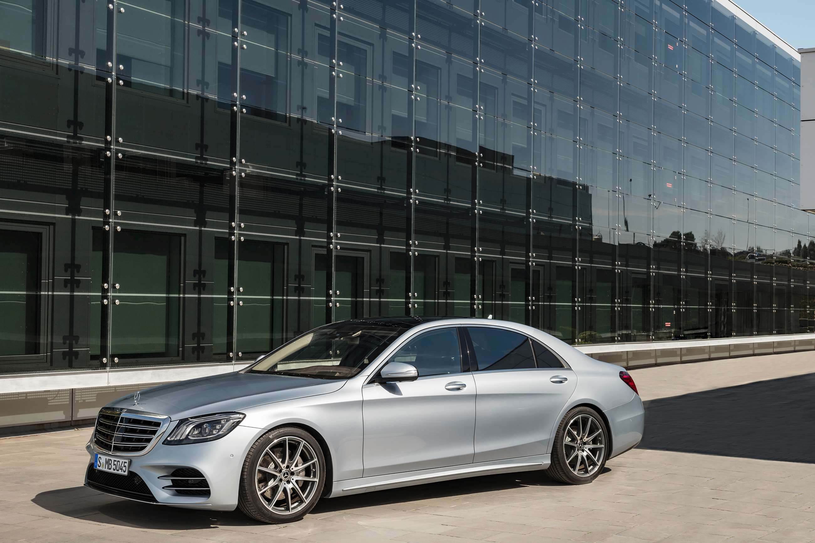 The Goodwood Test: Mercedes S450 L AMG-Line