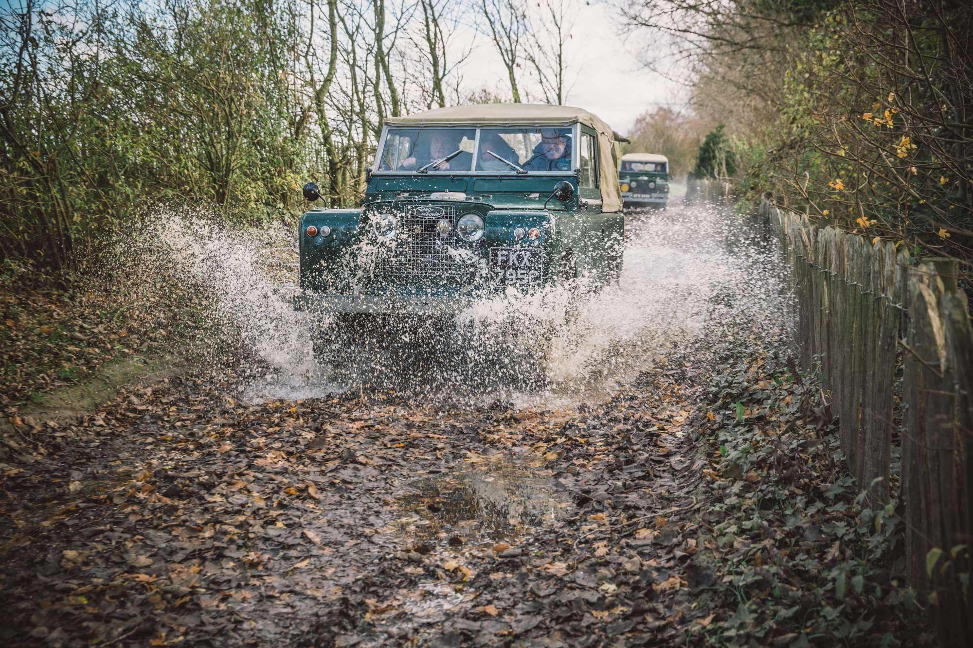 Off-Road Driving Experiences in Sussex | Land Rover | Goodwood Motor ...